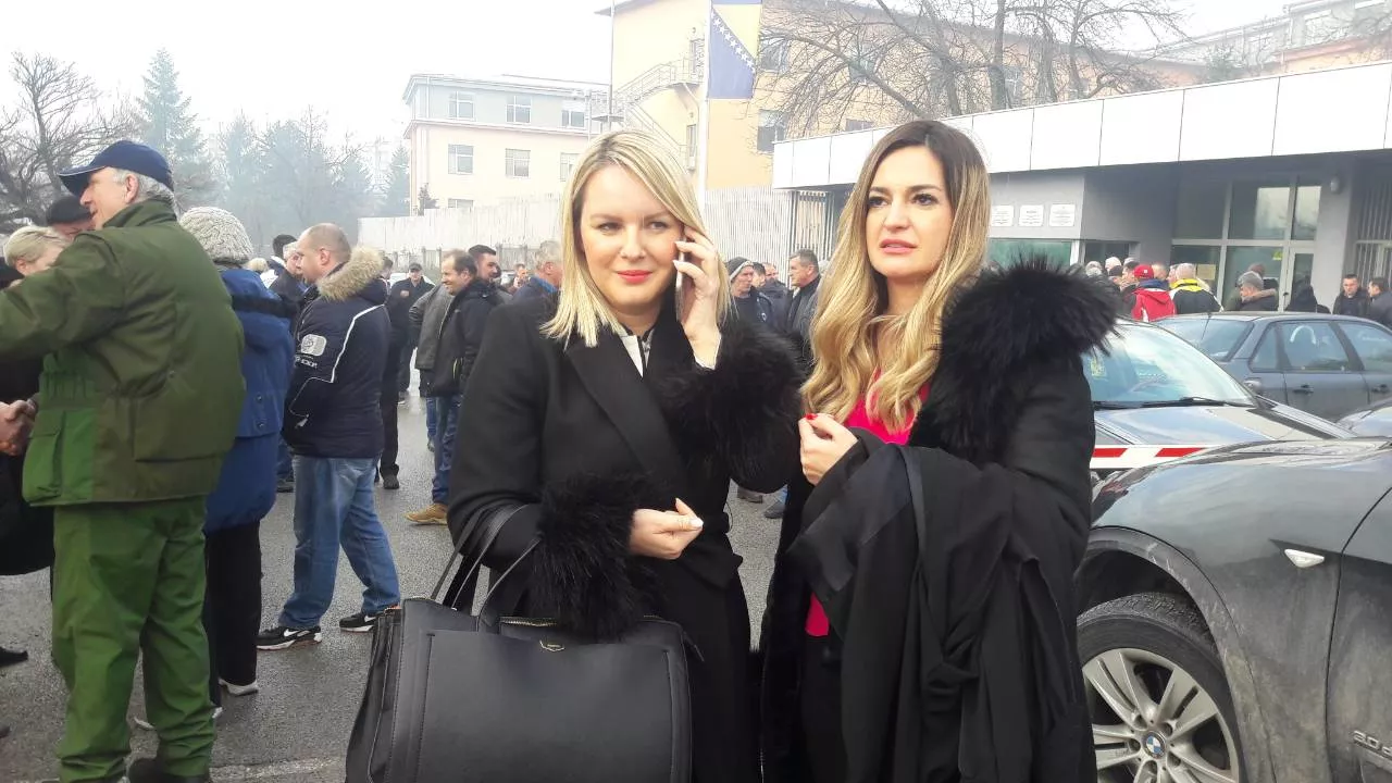 Svih 11 optuženih za navodne zločine u Ilijašu: Časni Sude nismo krivi!