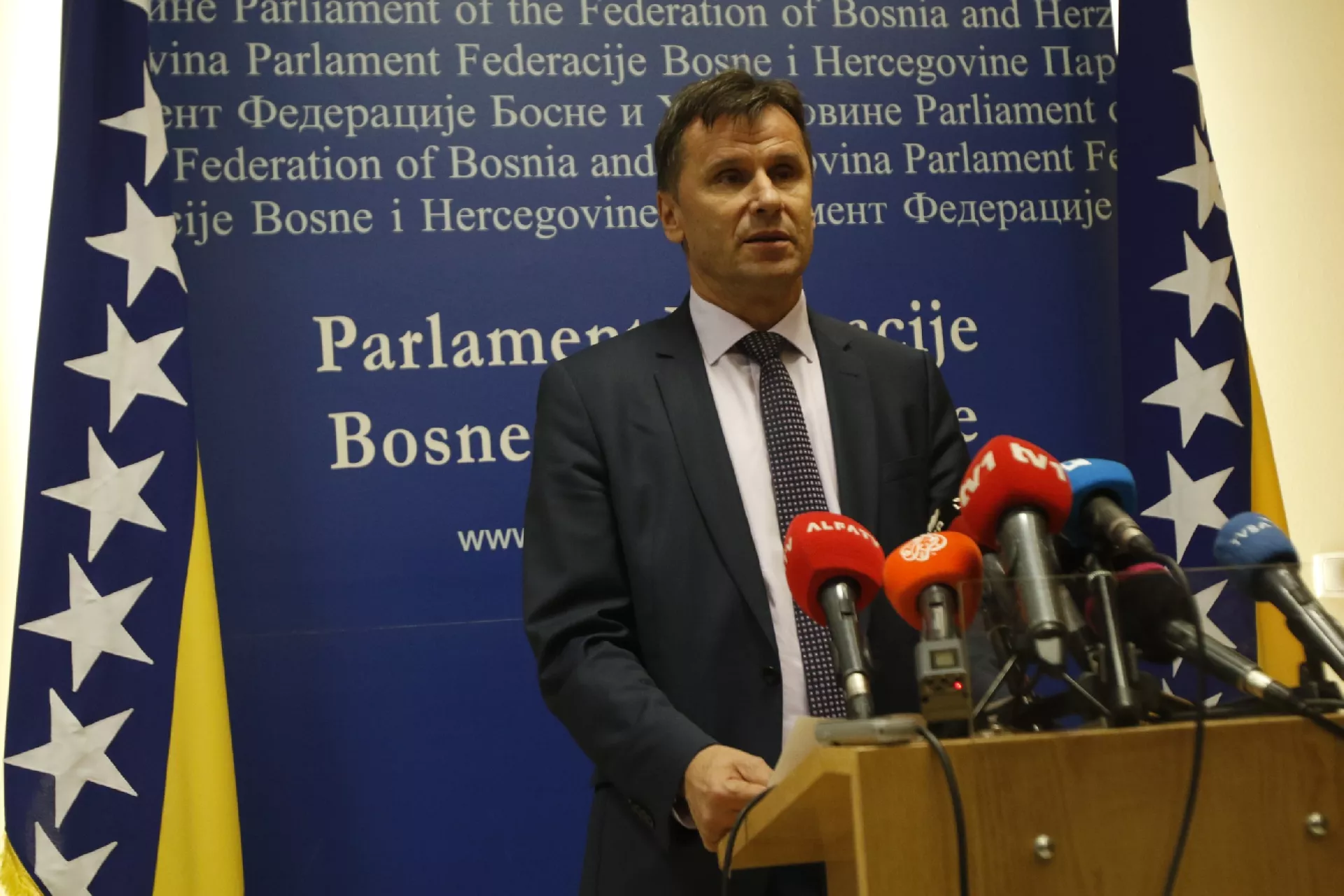 Novalić: Ukoliko nam se ne jave pregovarači pozvat ćemo policiju da ...